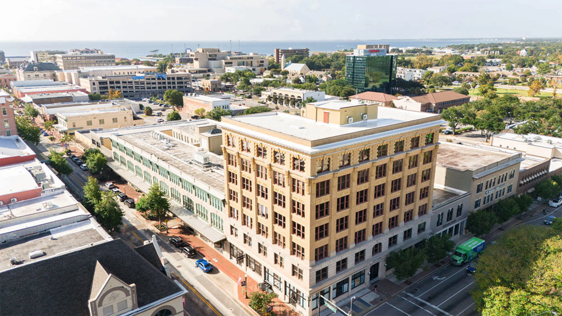One Palafox Place | Trapolin-Peer Architects